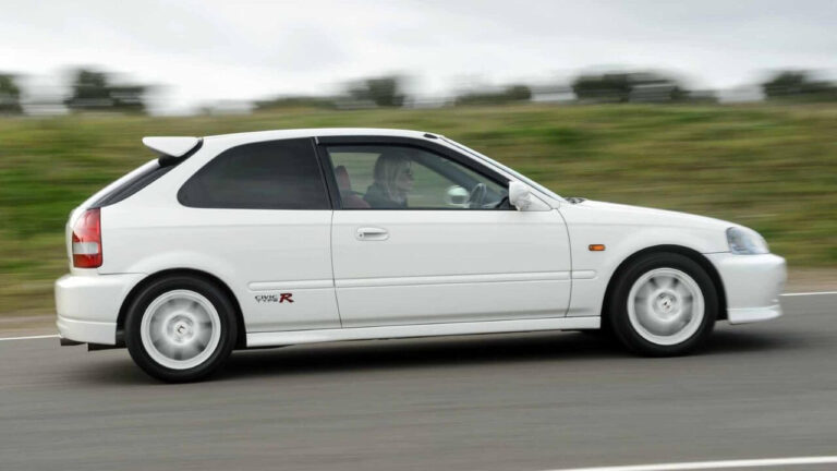 Honda EK9 Type R: The Japanese Legendary Hot Hatch That Changed ...