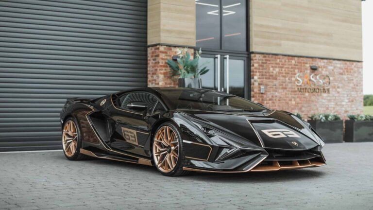 The Most Expensive Lamborghini: the highlights of the showroom 2025 ...